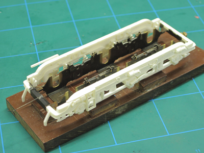 Heljan Lion: Cosmetic Sideframes